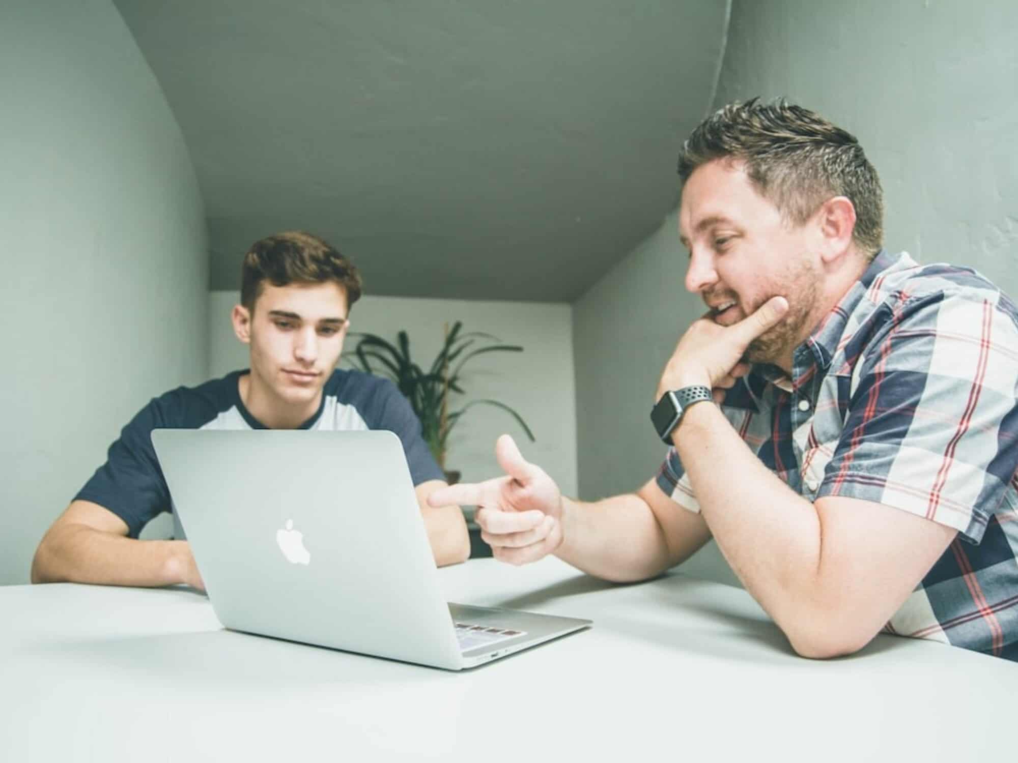 Problem Framing in Design Thinking: Best Practices